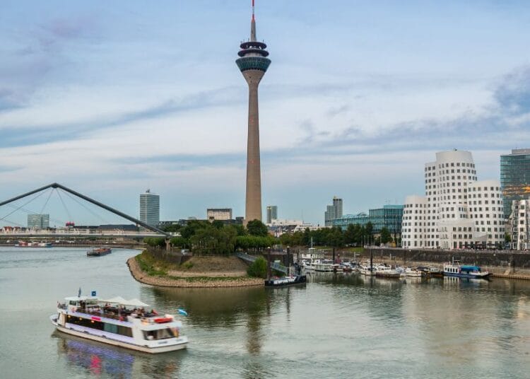 Emergency numbers in Germany: Calling 110 or 112 but never 911