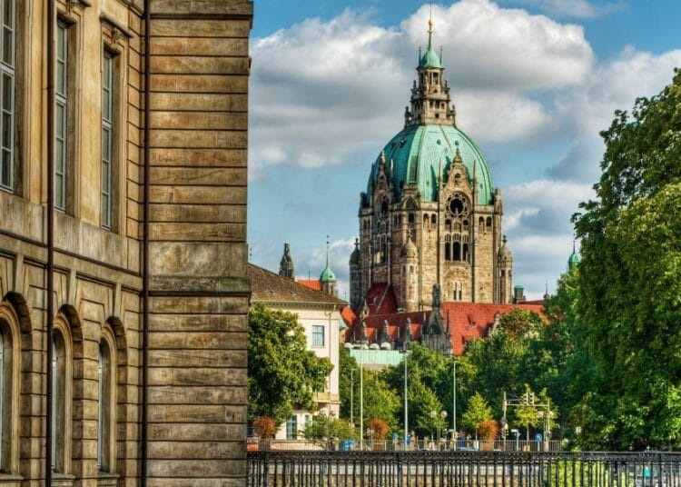 Emergency numbers in Germany: Calling 110 or 112 but never 911